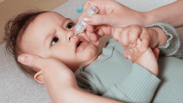 Có nên dùng thuốc nhỏ mũi trẻ sơ sinh Elossy Infant cho bé? - Công ty ...